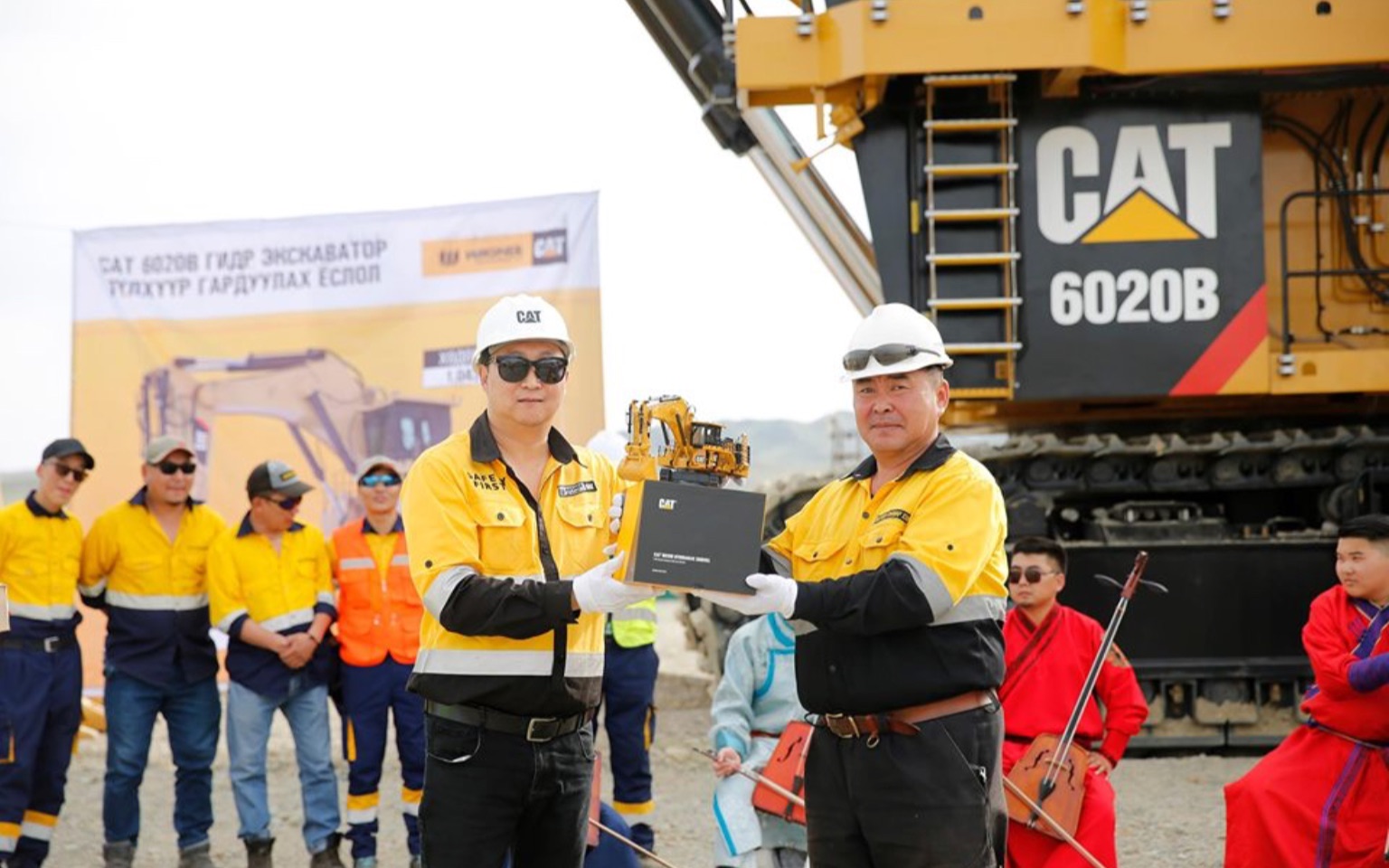 卡特6020挖掘机模型沉浸式体验开箱体验