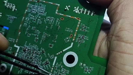 废旧盒子刷入Linux系统,看电视很流畅