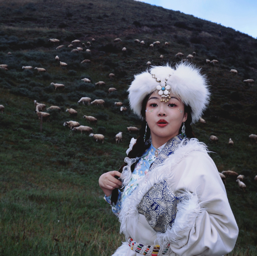 不爱吃香蔡同学 