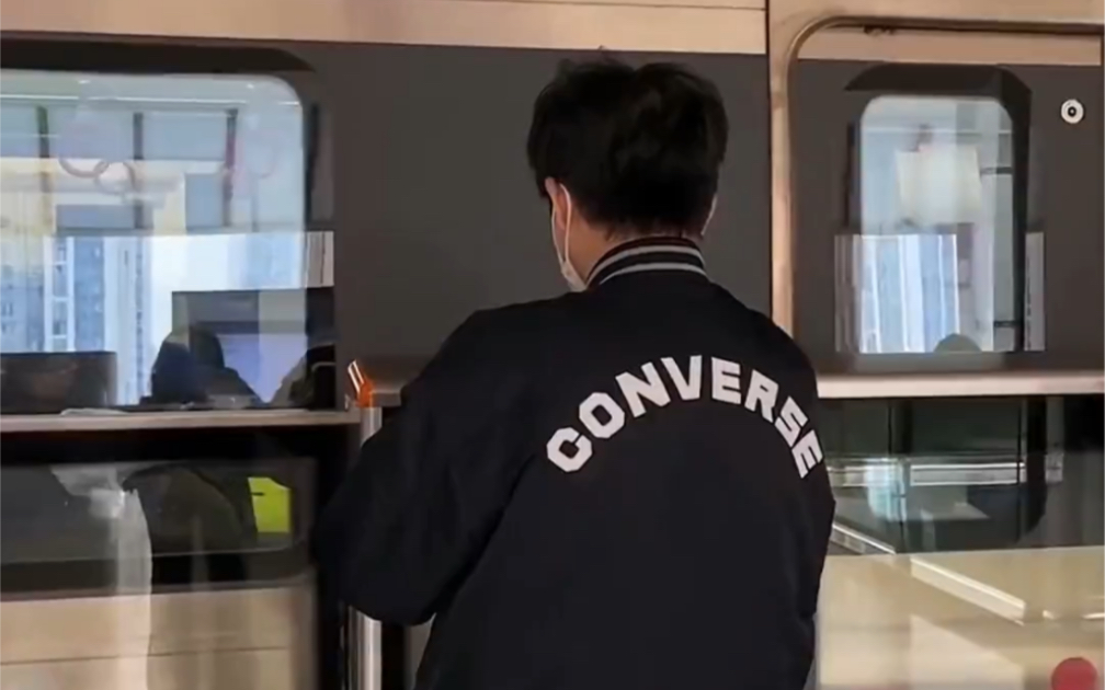 上网课毕业的大学生出来实习了~