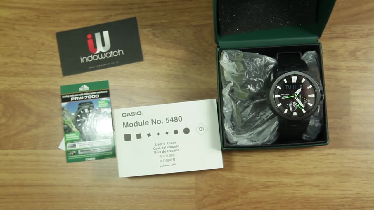 Casio Protrek PRW-7000-1A Carbon + Resin Band - UNBOXING