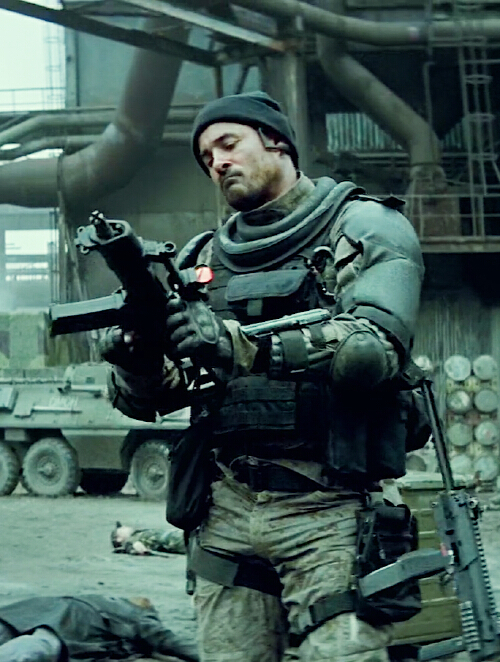 高科技隐形斗篷上战场了!电影:幽灵行动