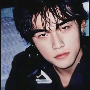 浮生若梦丶一场空 