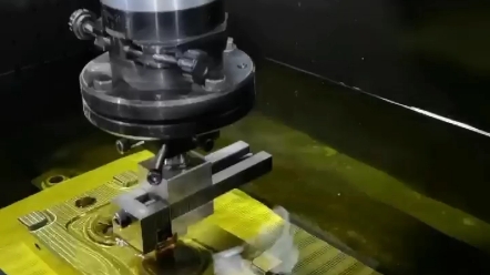 镜面放电加工是对模具制造提供有效的品质保证!