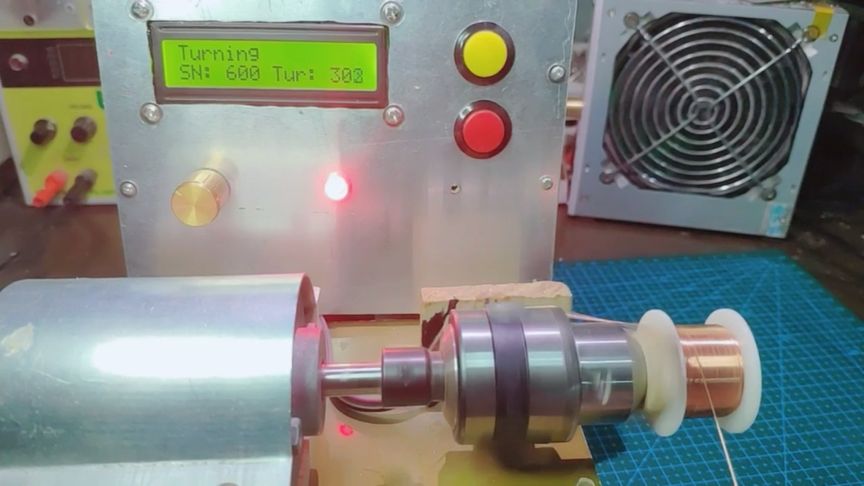使用自己做的绕线机绕制环形加速器模型使用的线圈