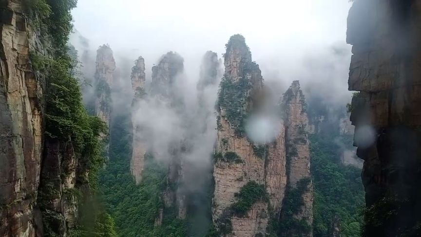 张家界-40秒上升200米