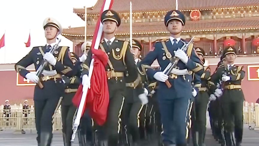 为什么天安门升国旗时,升旗官要走138步?原来这么讲究!