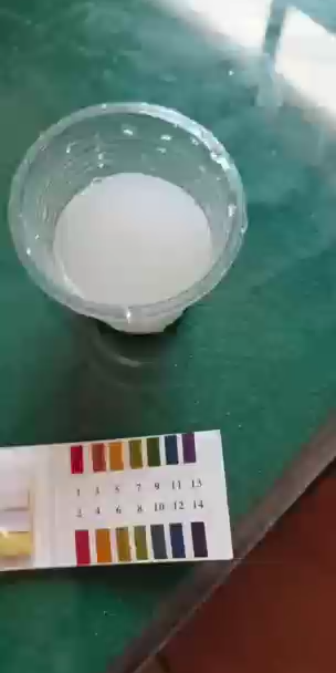 哈哈哈 单手操作测ph值