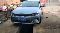 小伙号称10年老司机,去保养汽车,丢人丢大了