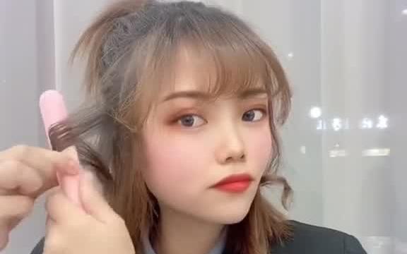 来吧!教你怎么使用卷发棒,你学会了吗?收藏起来哦