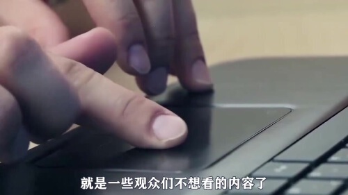小伙拥有神奇鼠标,可以随意操控现实世界,他却用来报复女上司