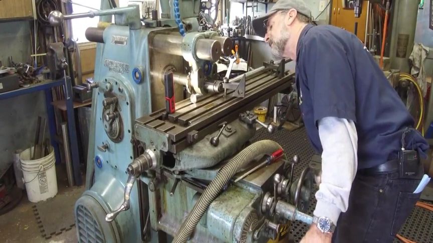 铣刀原来是这样磨的,方法看似简单,操作却很难