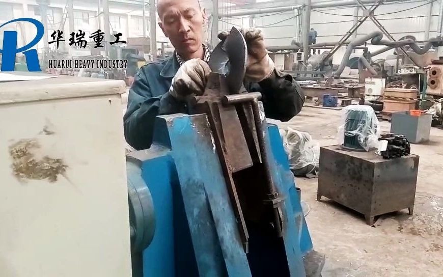 耐磨螺旋叶片成型机 单片等厚蛟龙叶片成型机操作视频