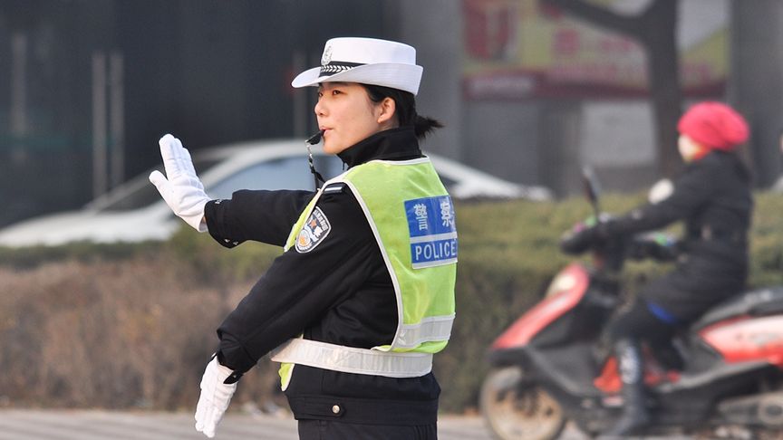 交通提示:这五个违章行为,看到就扣分,没商量