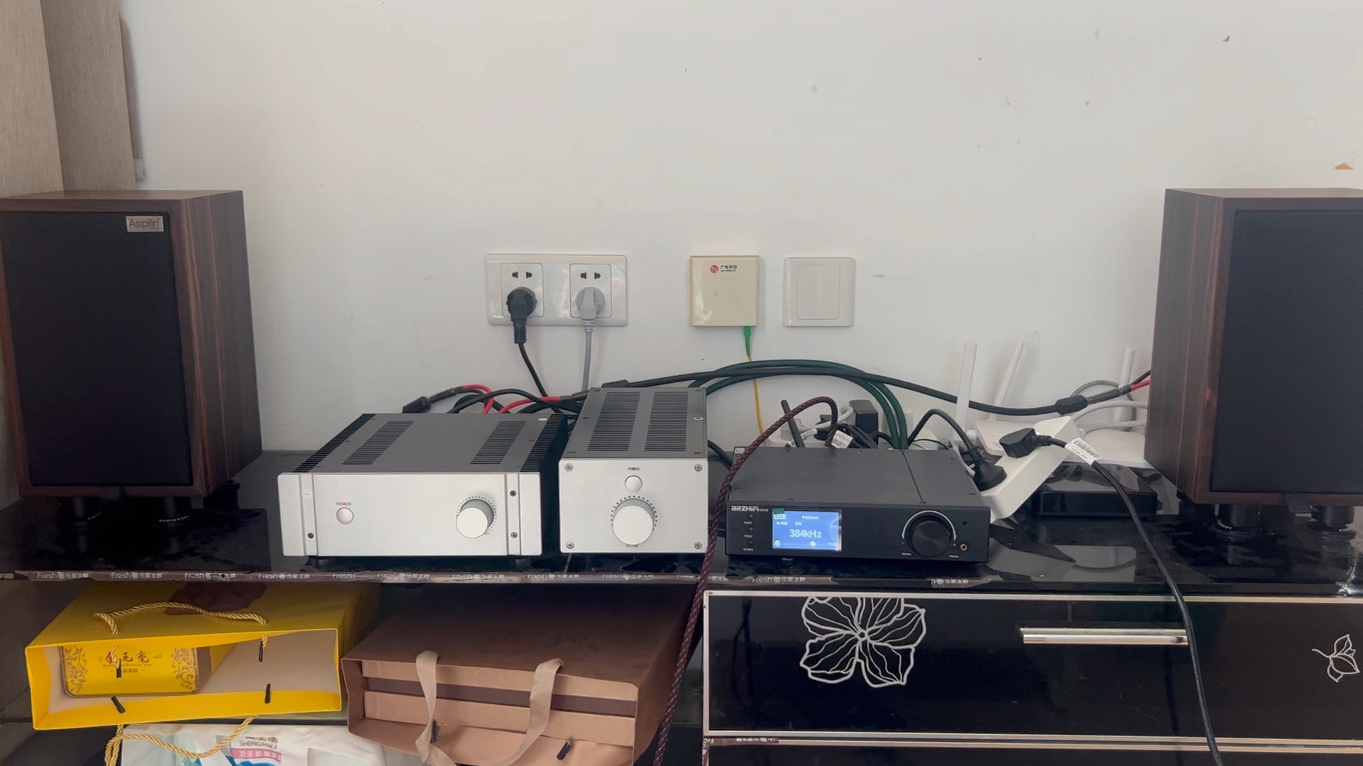 伟良数字解码器+瑞凯盈M7前级+asipilin LS3/5A