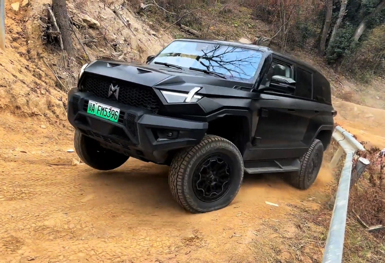 猛士917 有点东西