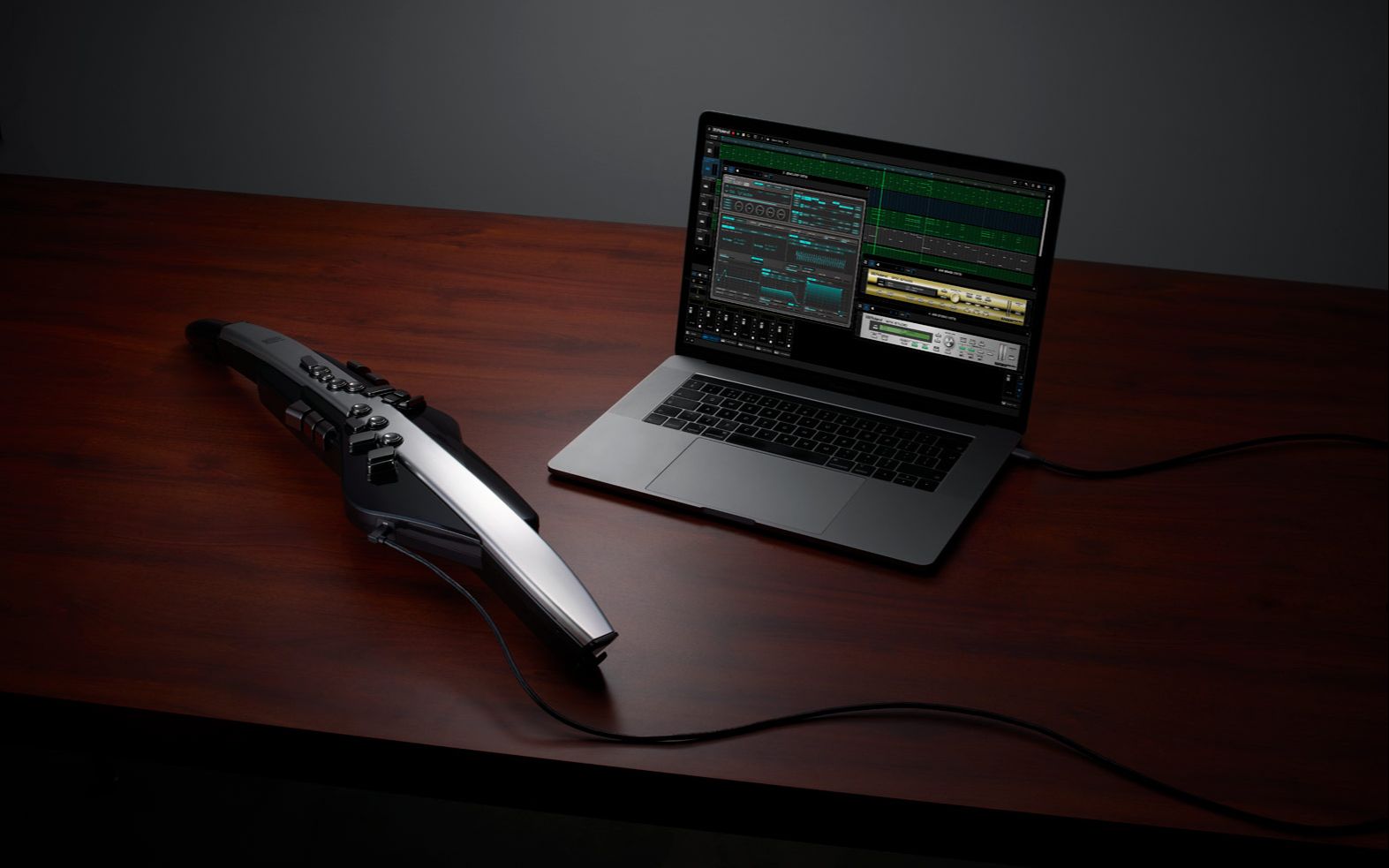 超全面的电吹管乐器 罗兰AE-30 吹奏再也不是萨克斯的专属