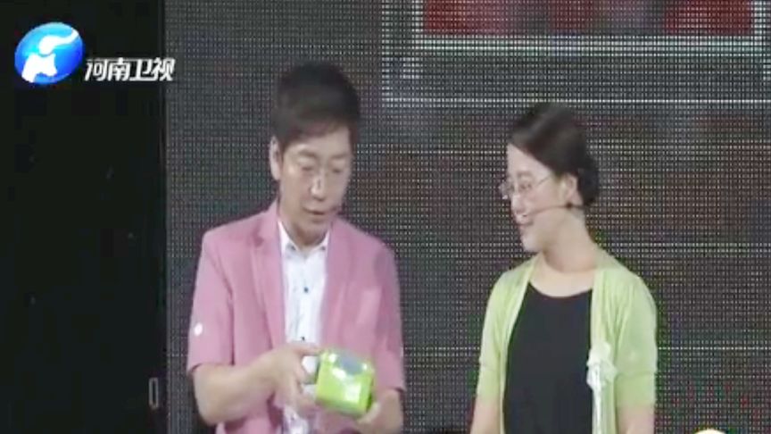 哪些器皿可以放进微波炉中加热?专家现场讲解,女性朋友别错过