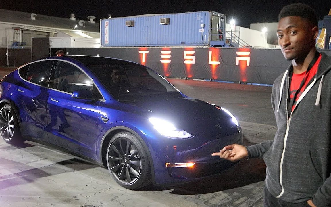 【中文字幕】MKBHD - 特斯拉 Model Y 初体验