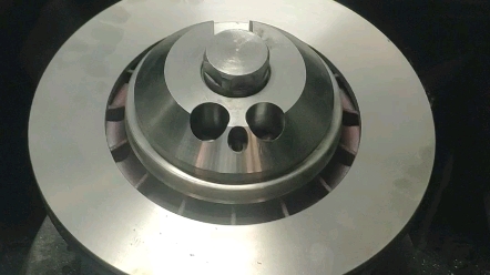 刹车盘研磨机床 刹车盘精车加磨花一次完成!