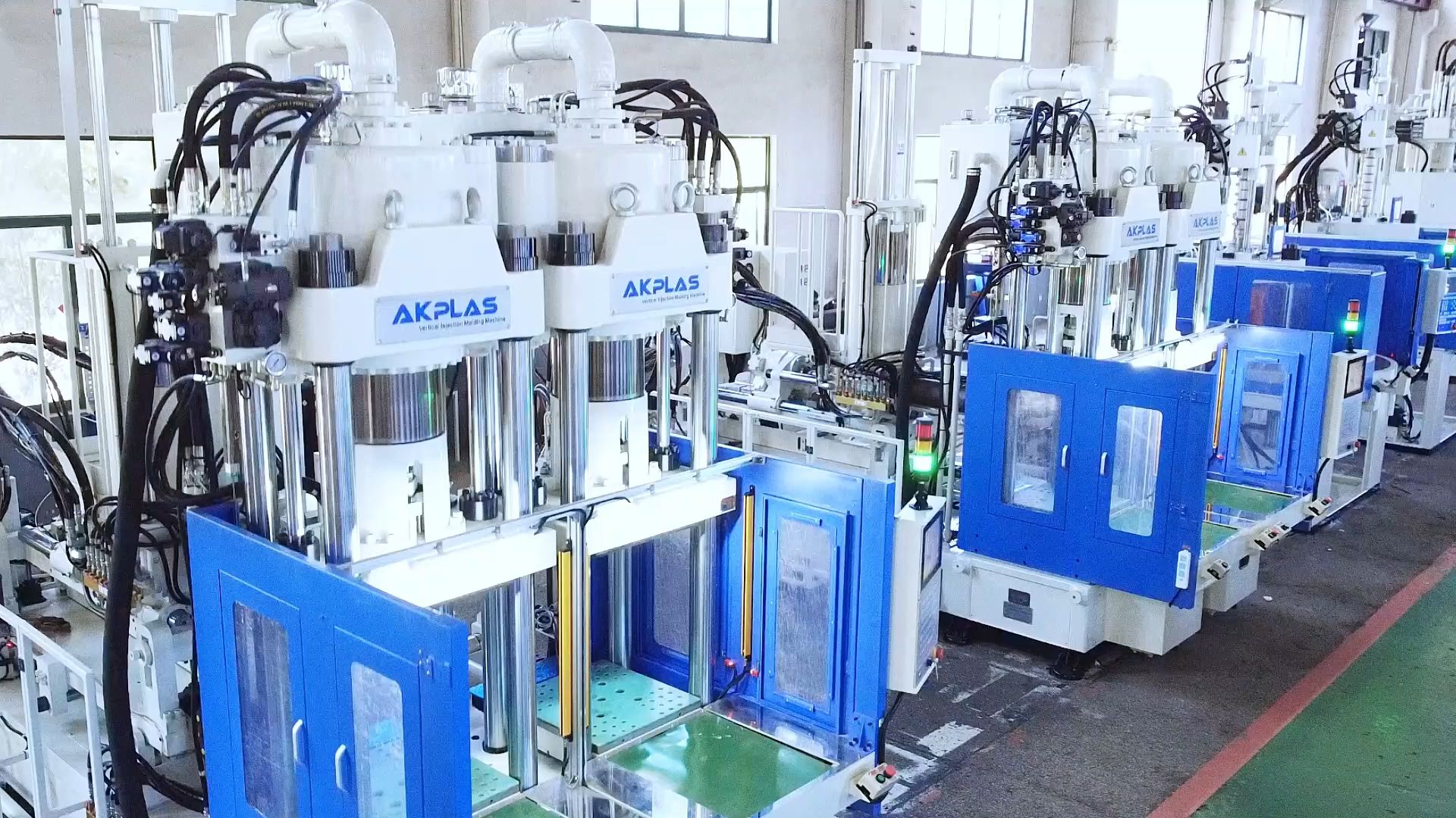 AKPLAS爱科热固性(BMC)专用注塑机,双锁模系统,效率翻倍,配备BMC...