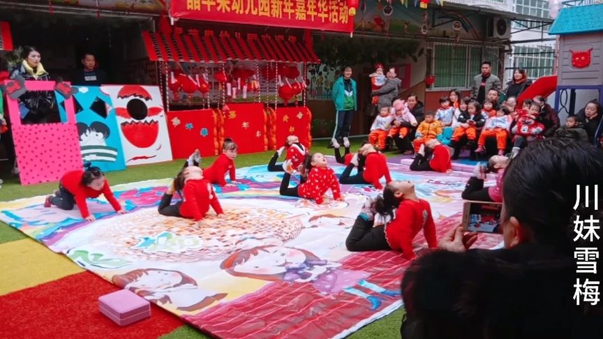 宝妈第一次去学校参加家长活动,以为要干啥喃,还有点小紧张