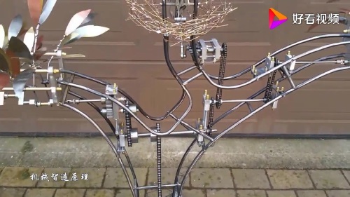 设计新颖的机械树结构,创意精巧,见识这个绝佳的机械!