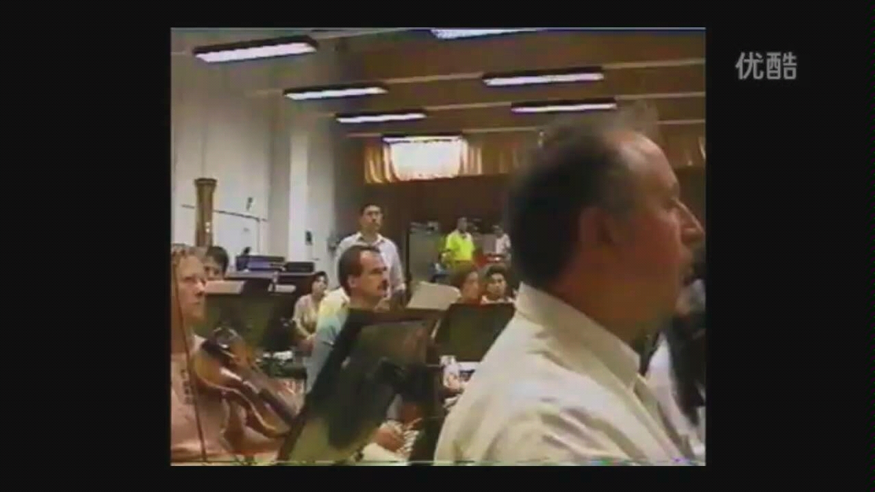 男高音歌唱家程志1995年在德国萨尔州歌剧院排练,“冰凉小手”现场