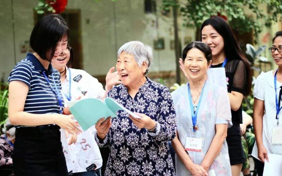 租房不要图便宜,一定要看房产证和房东身份证,又有人被骗了