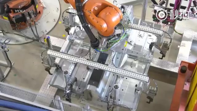 工业机器人 德国工业4 0宝马全自动化生产线全流程体验