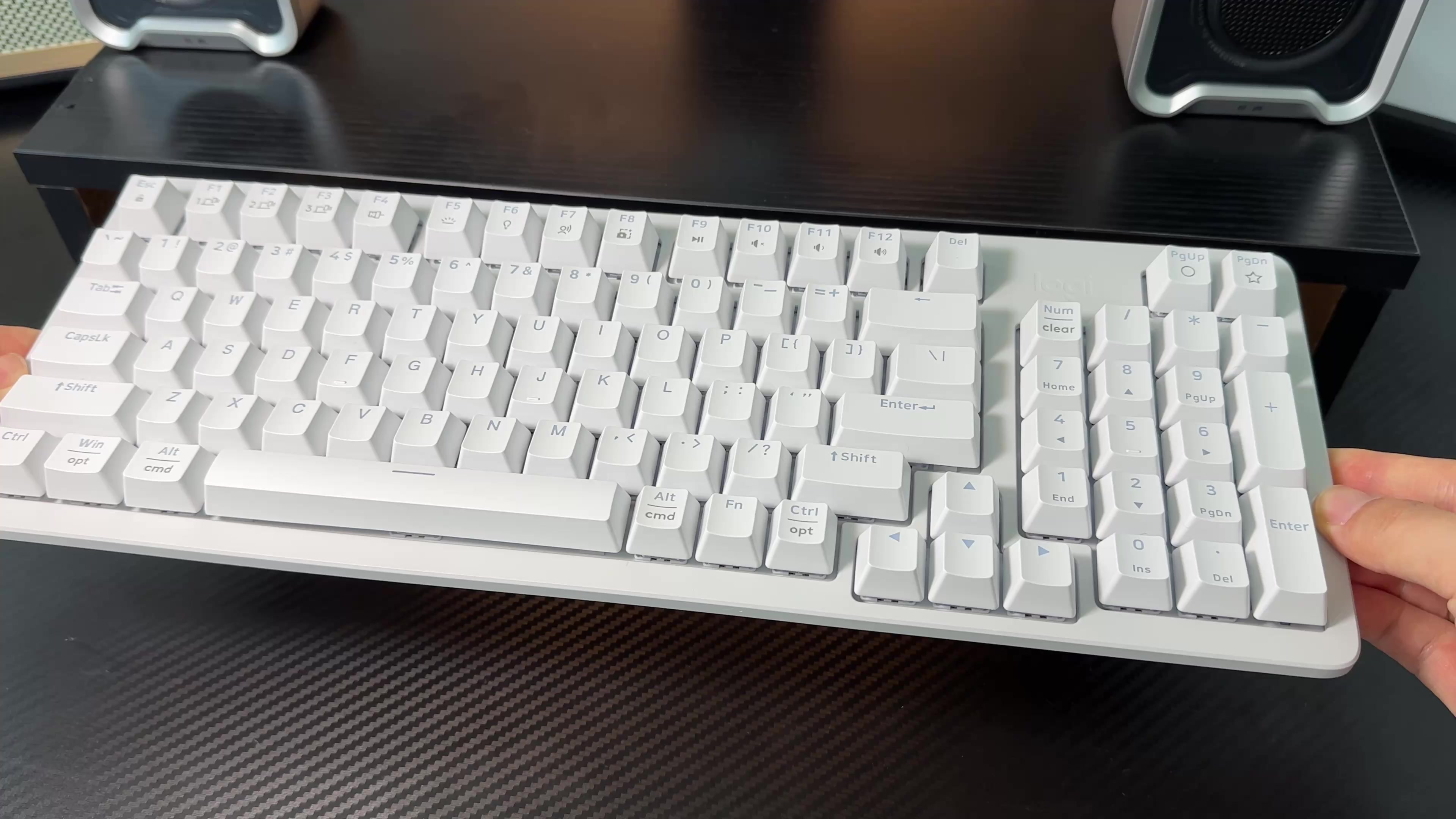 告别选择困难症!这把罗技K868,我全都要 #罗技机械键盘 #罗技灵砚K...