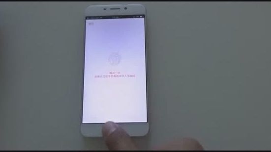 微信钱包里有钱的,看看这个视频,不然钱没了你都不知道怎么回事