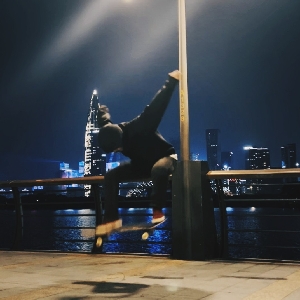 Sk8医_生 