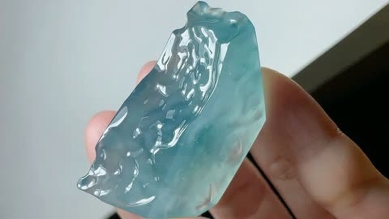 粤翠坊翡翠珠宝,"琢"尔不凡,有备无患