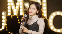 最近很火的一首歌《Way Back Home》英文版,清新好听