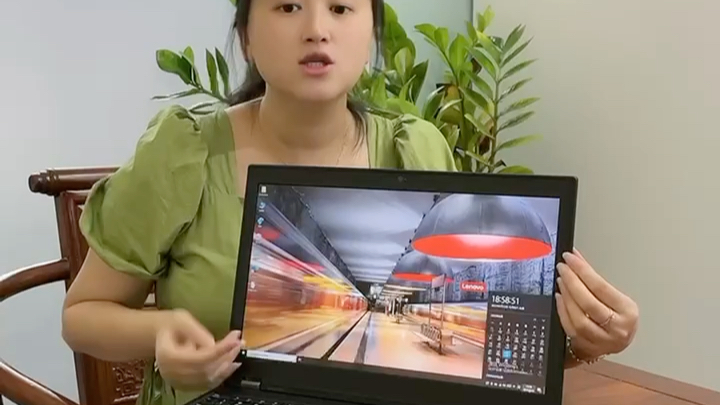 ThinkPad P51 选择这款笔记本的初衷是他能满足设计师的全功能应用,...