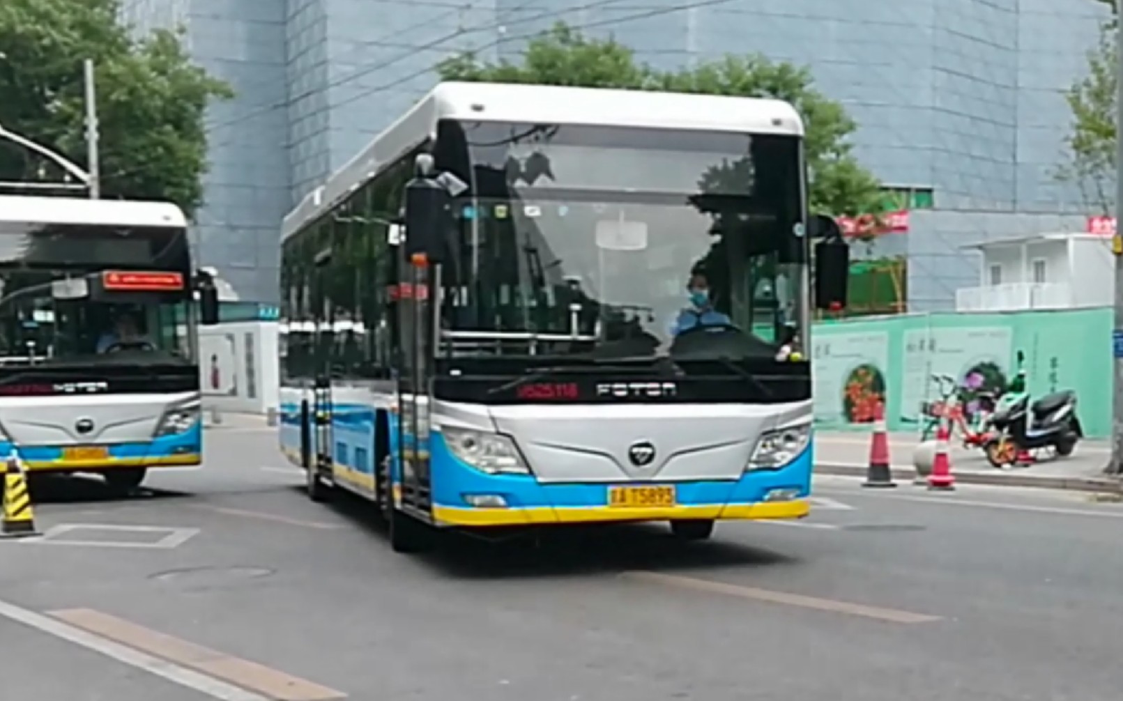 [北京公交POV-24] 102路 动物园枢纽站--北京南站 全程前方展望