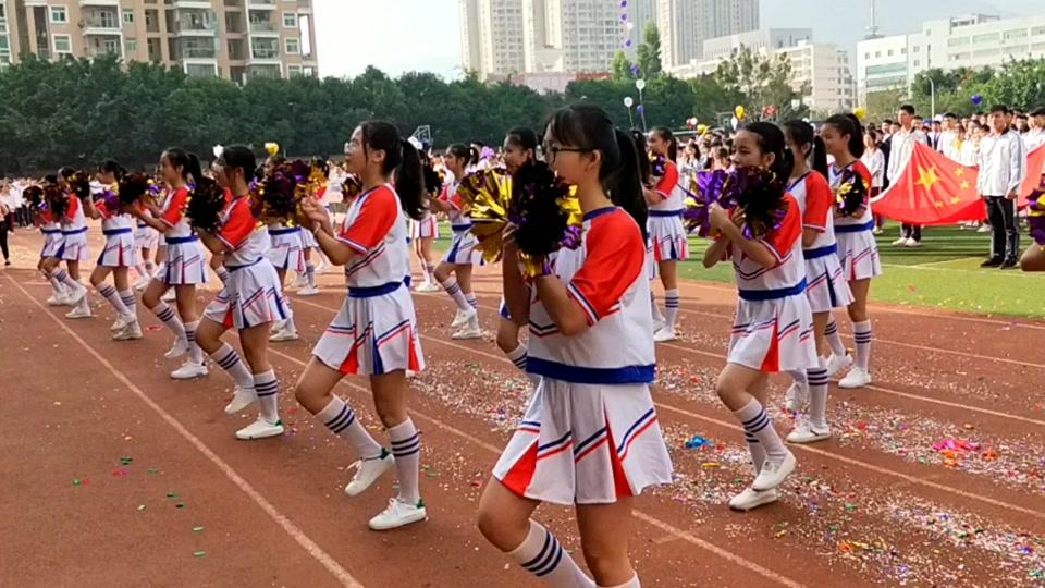 校运会,初一年段表演!