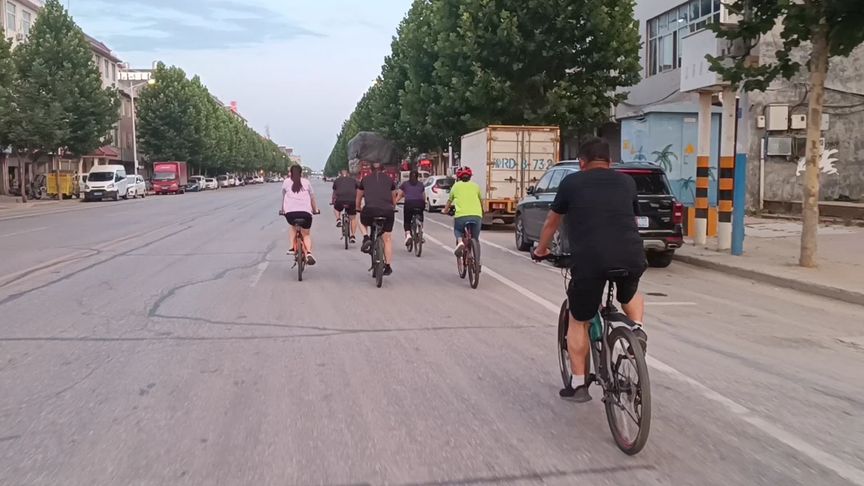 方城美利达自行车骑行队