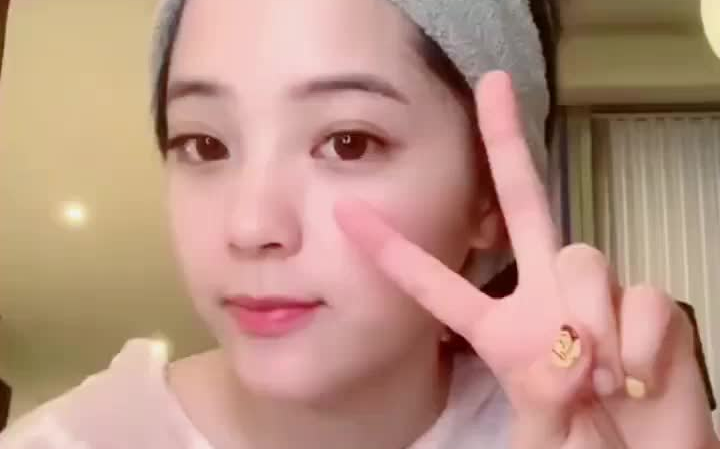 瘦脸美容仪居然可以瘦脸瘦全身是时候牛气一回 滚轮瘦脸仪金稻 瘦脸仪