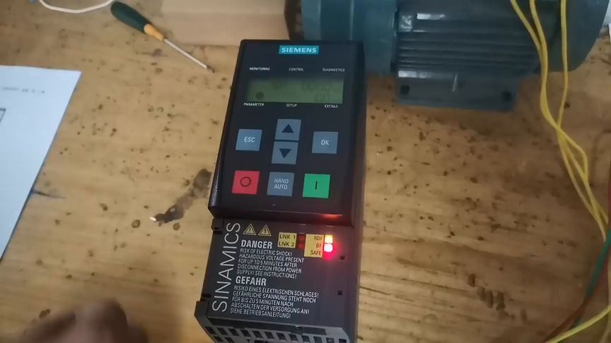 变频器:西门子G120C恢复出厂设置