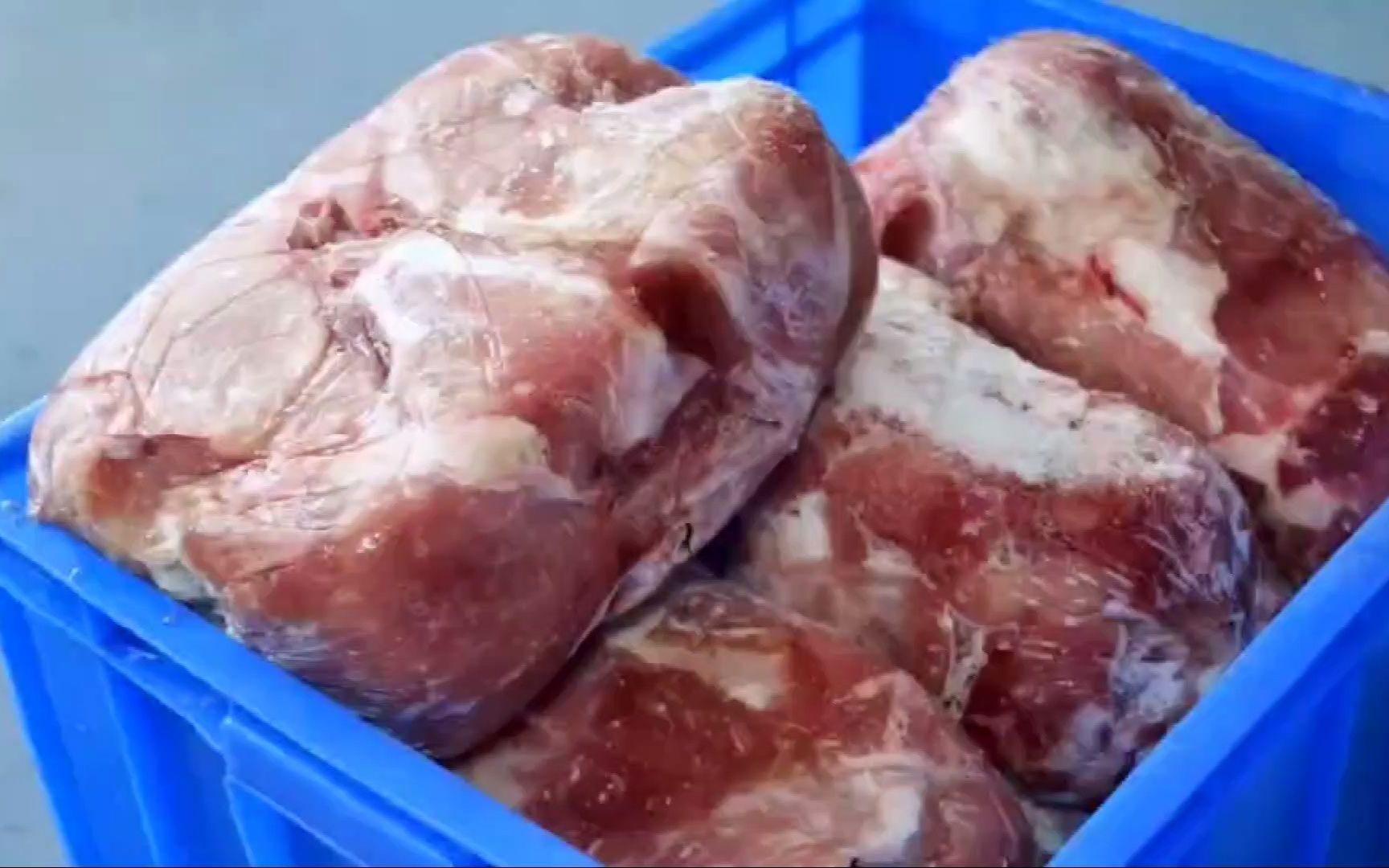 冻肉刨片机,零下18度冻肉无需解冻,直接刨片机