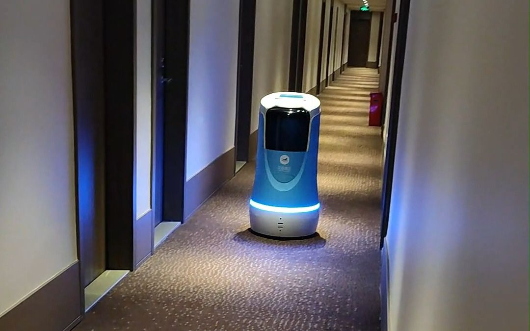 一个关于酒店服务机器人的故事