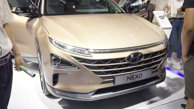 这款氢燃料电池汽车,科技感十足,充满能跑800公里