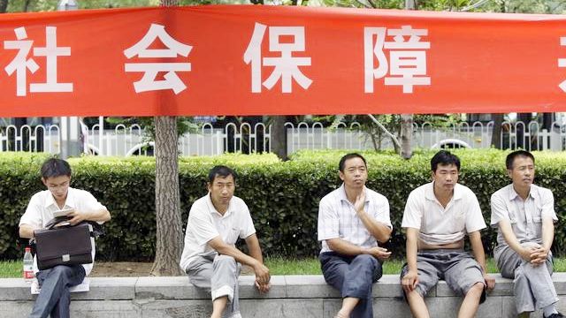 终于知道企业退休,工龄25年和30年,在调整养老金时有什么区别?