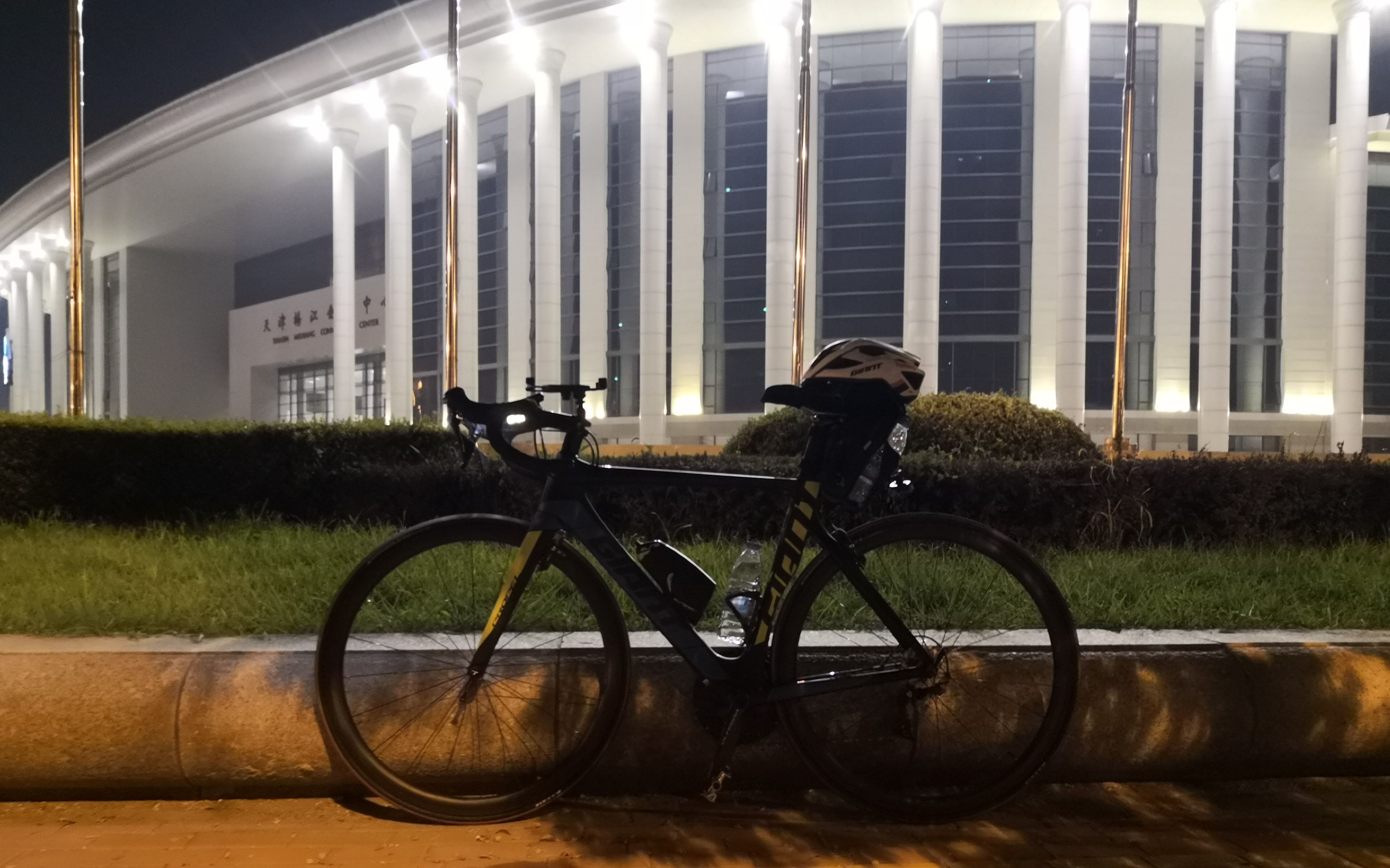 1000 km公路车骑行纪念
