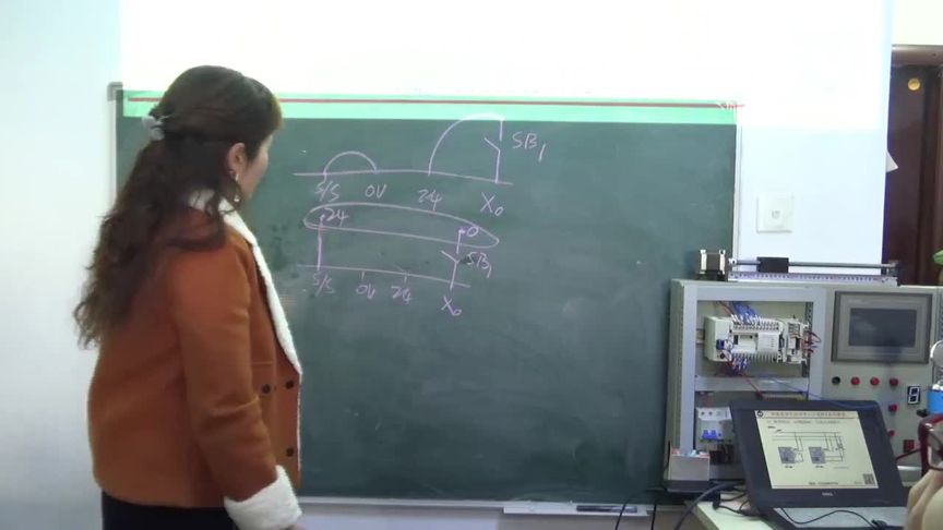 三菱FX3uPLC如何接PNP和NPN?