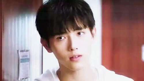 学渣黑进教务系统改分,因分数太高露馅惊动校方!