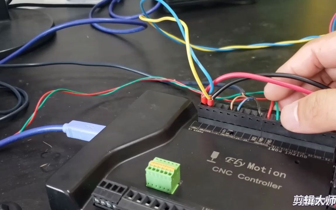 5.mach3系统FlyMotion与变频器接线说明