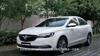 新车送去保养,车门被撞坏,车主要求赔偿,4S:一个破车还要1万5